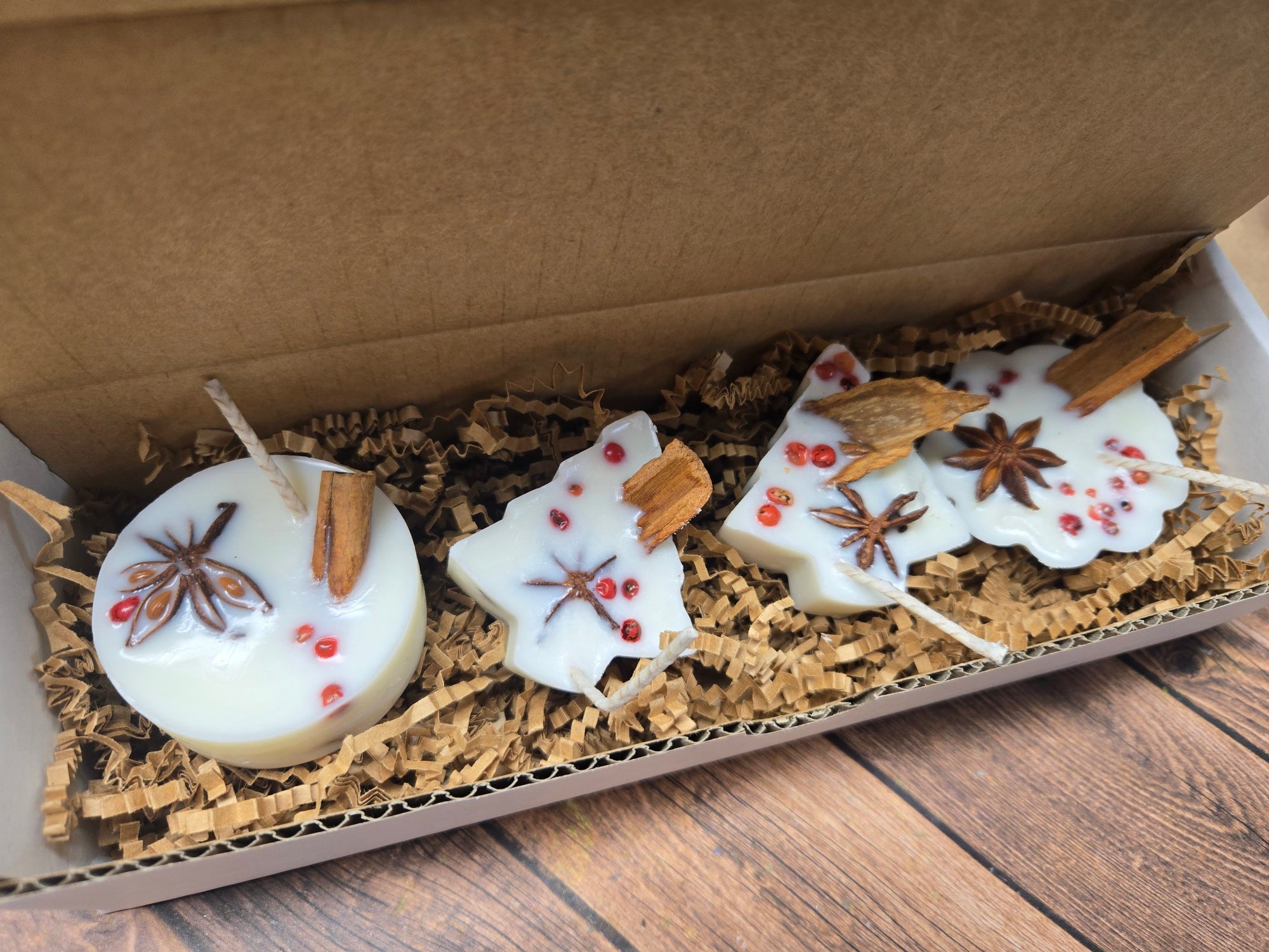 Natural Fire Starters (4-Pack) | Crackling Firewood Scent | Morfosoaps